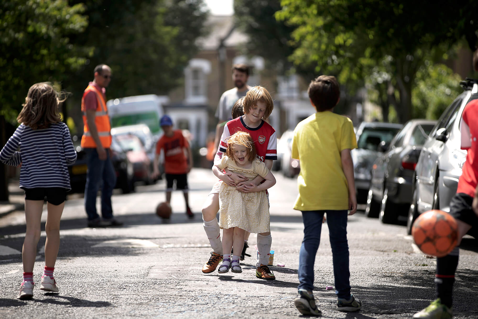 Playing outdoors, in the street, still a way of life in Cuba | Children ...